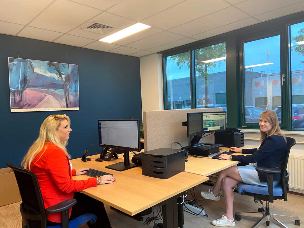 Een kijkje achter de schermen bij de inkoopafdeling van F. Van de ...